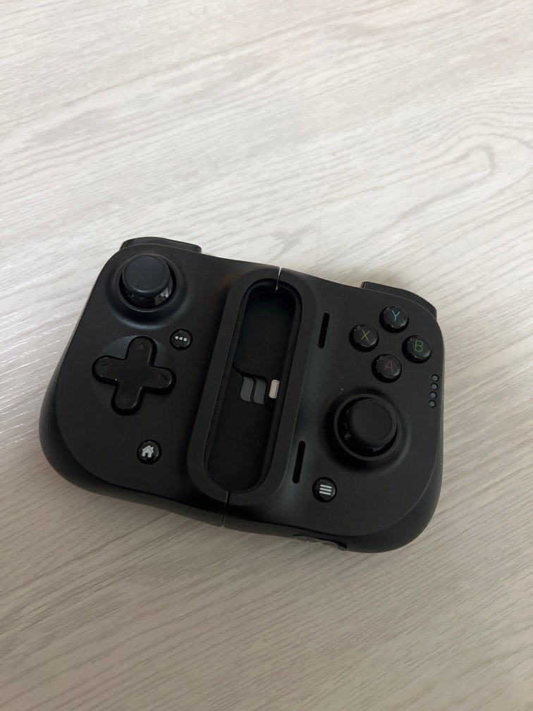 Razer Kishi v1 - iPhone, Video Gaming, Gaming Accessories, Controllers ...