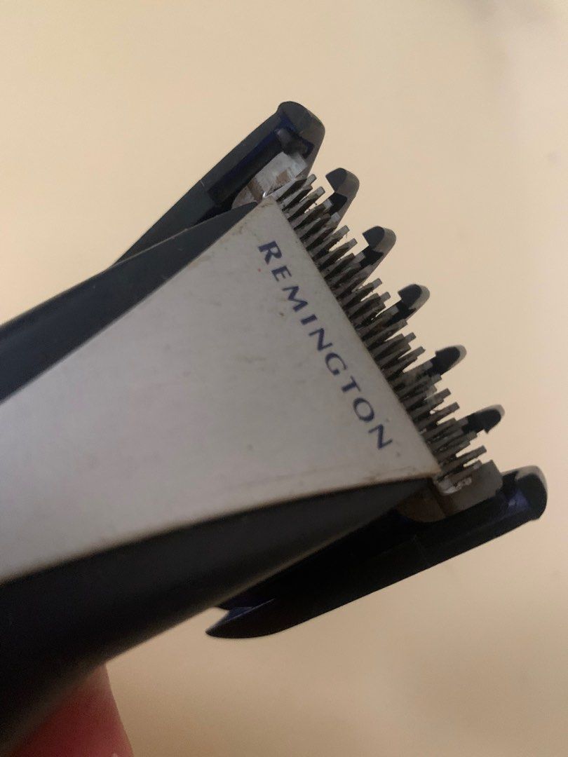 Remington shaver, Beauty & Personal Care, Men's Grooming on Carousell