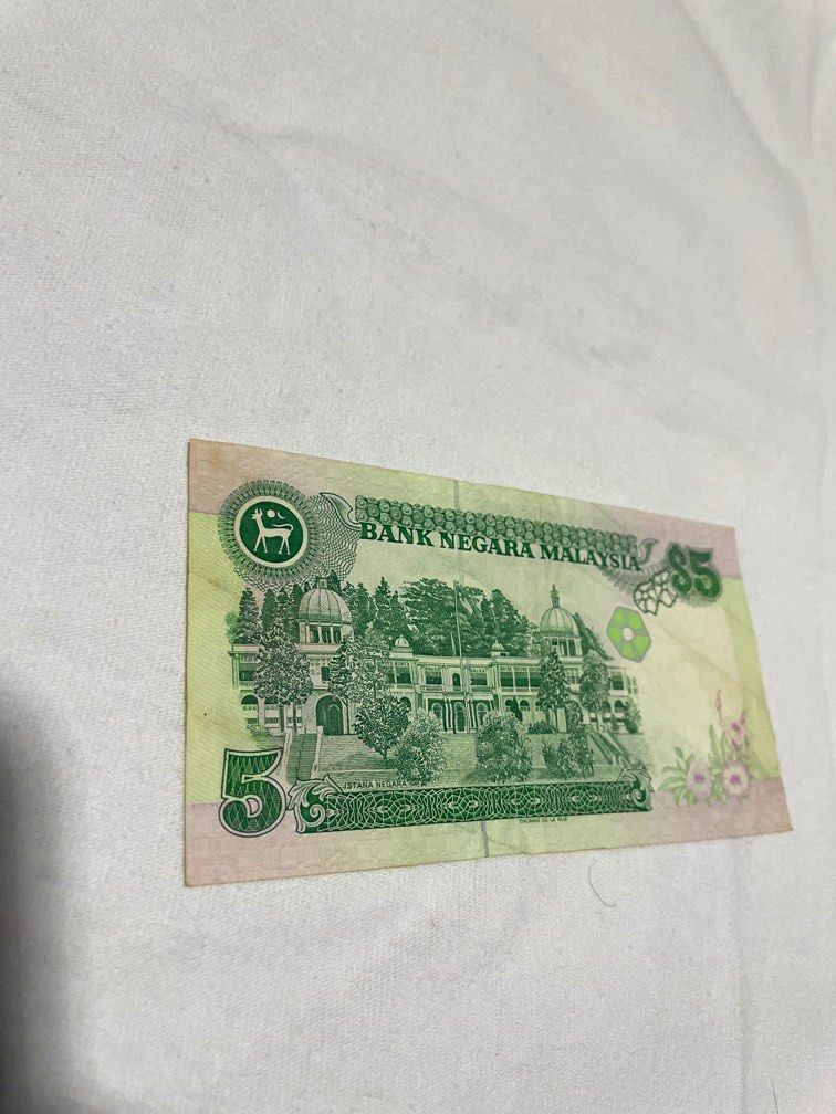 RM 5 lama tandatangan jaffar hussein (tiada salib/ without cross ...