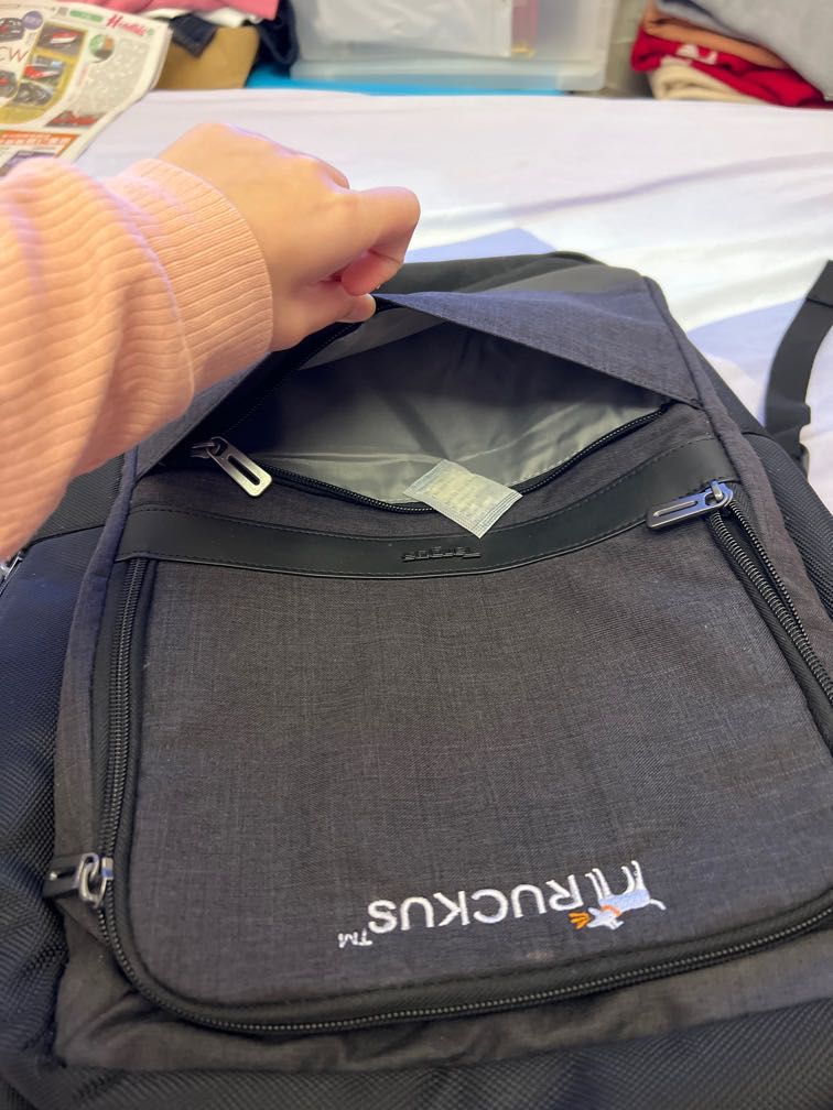 Ruckus Targus Backpack, 男裝, 袋, 背包 - Carousell