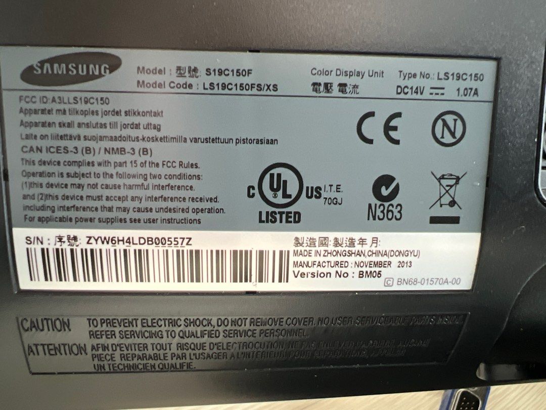 Samsung Monitor, Computers & Tech, Desktops on Carousell