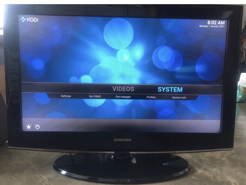 Samsung TV LCD 32 inches, TV & Home Appliances, TV & Entertainment, TV on Carousell
