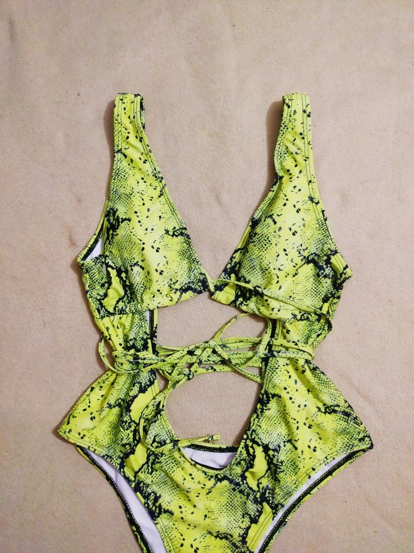 SEXY SNAKE PRINT CRISSCROSS CUT OUT One Piece Swimsuit, Women's Fashion ...