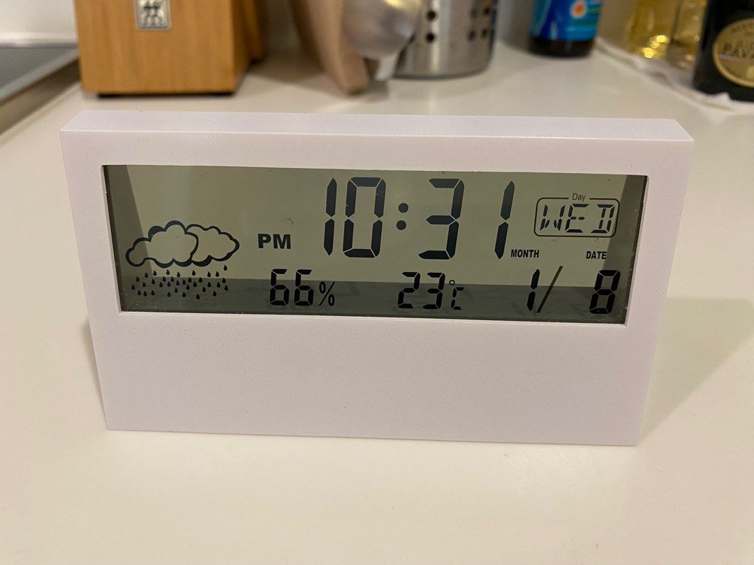 Simple clock at the desk, Furniture & Home Living, Home Decor, Clocks ...