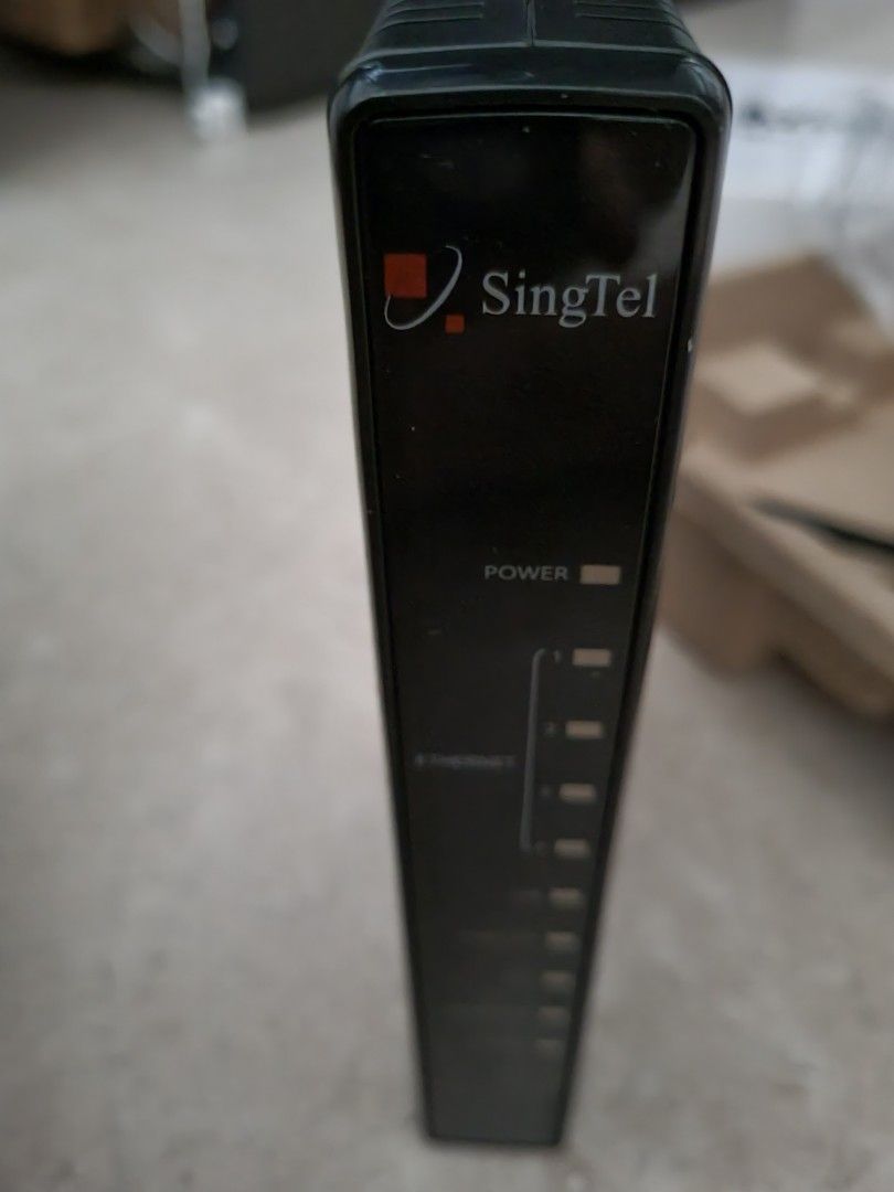 Singtel Aztech DSL1016EN(S2) 4 port Ethernet modem with wireless router ...