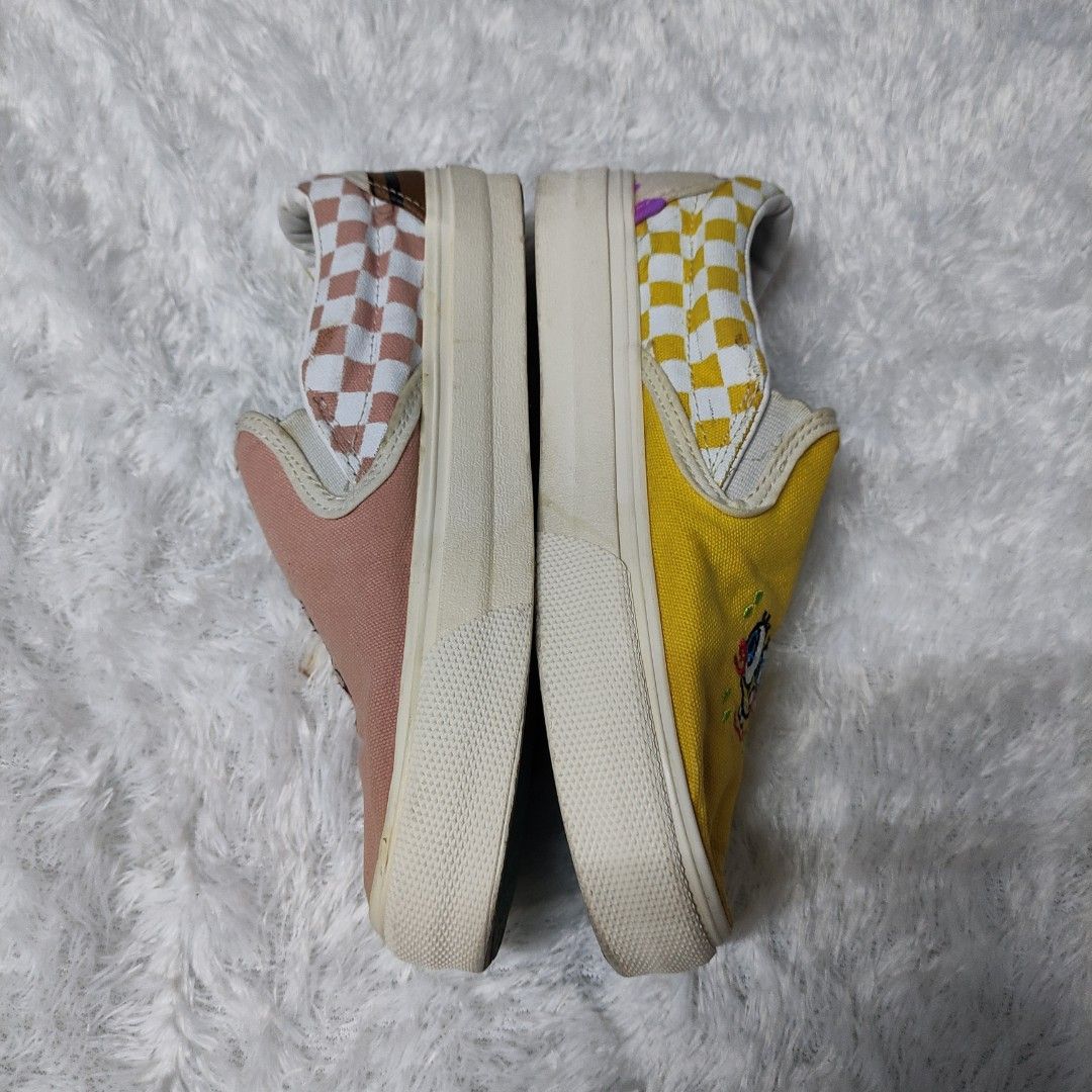 Slip on Vans Collabs SpongeBob 39, Fesyen Pria, Sepatu , Lainnya di ...