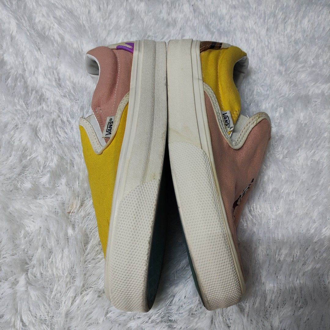 Slip on Vans Collabs SpongeBob 39, Fesyen Pria, Sepatu , Lainnya di ...