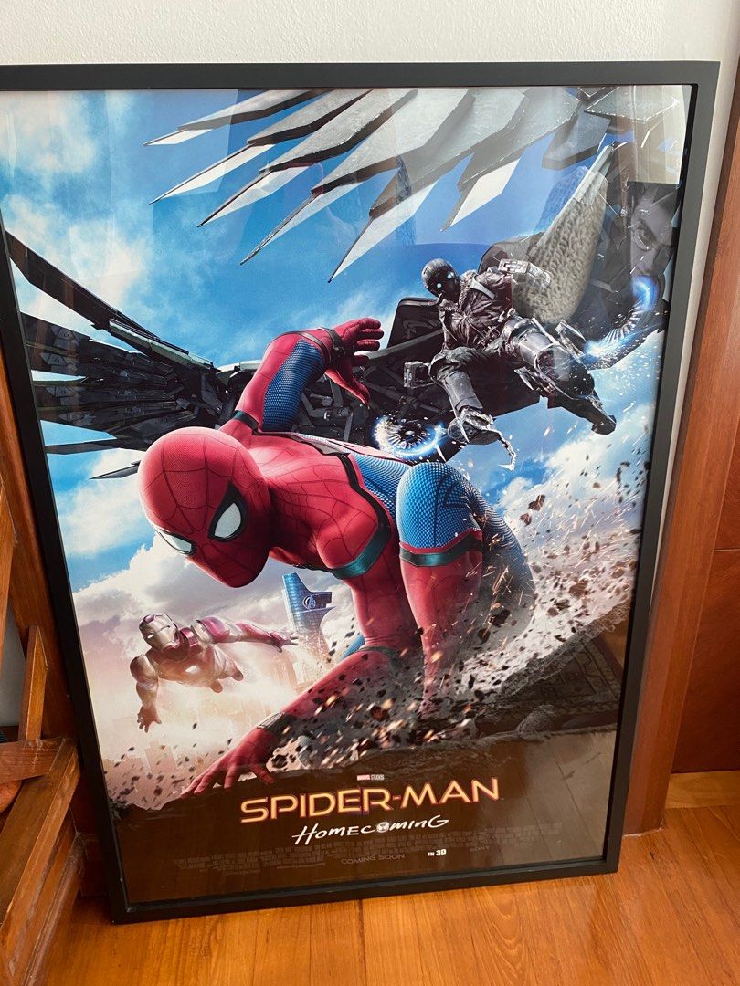 Spider-Man home coming film poster 27x40 inch incl frame, Furniture ...