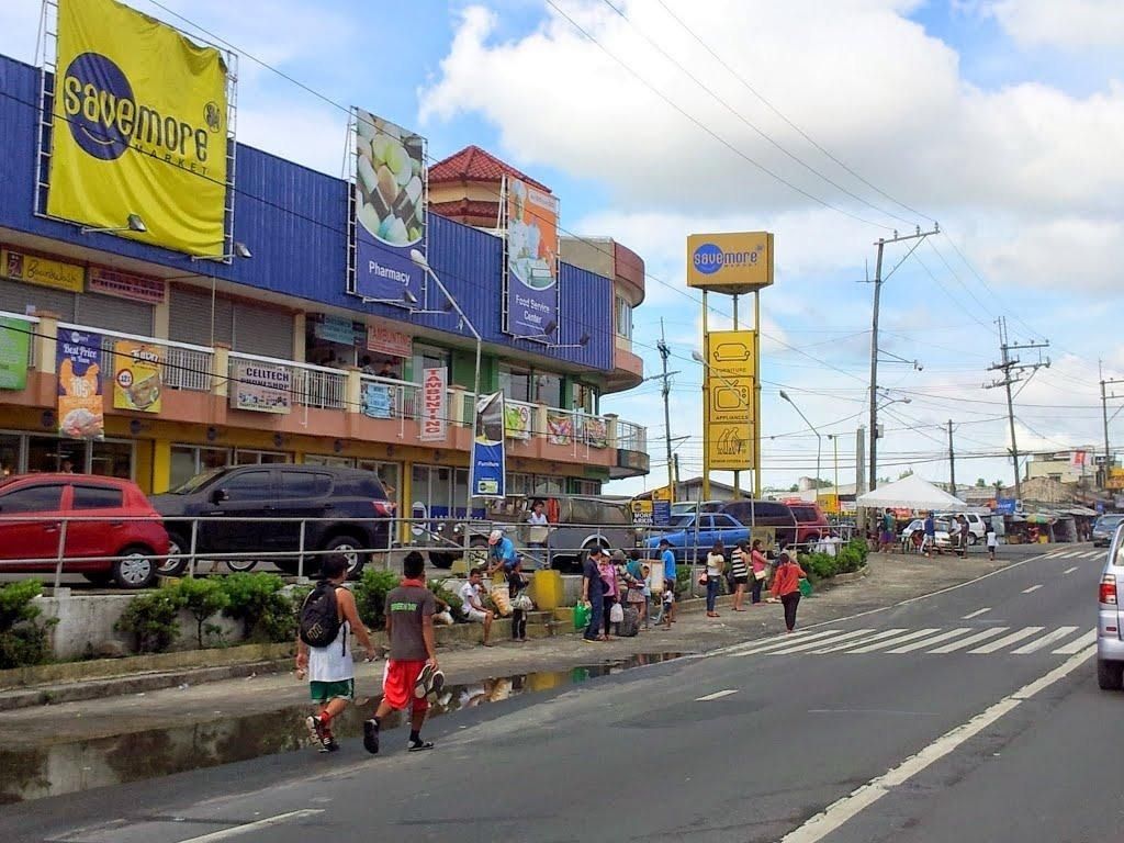 Tagaytay commercial lot near Savemore Tagaytay 1.4 Hectares P 20,000 ...