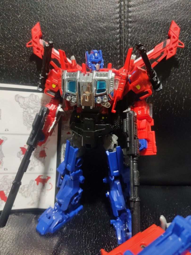 Transformers KO Evasion Mode Optimus Prime with Power Master Armour and ...