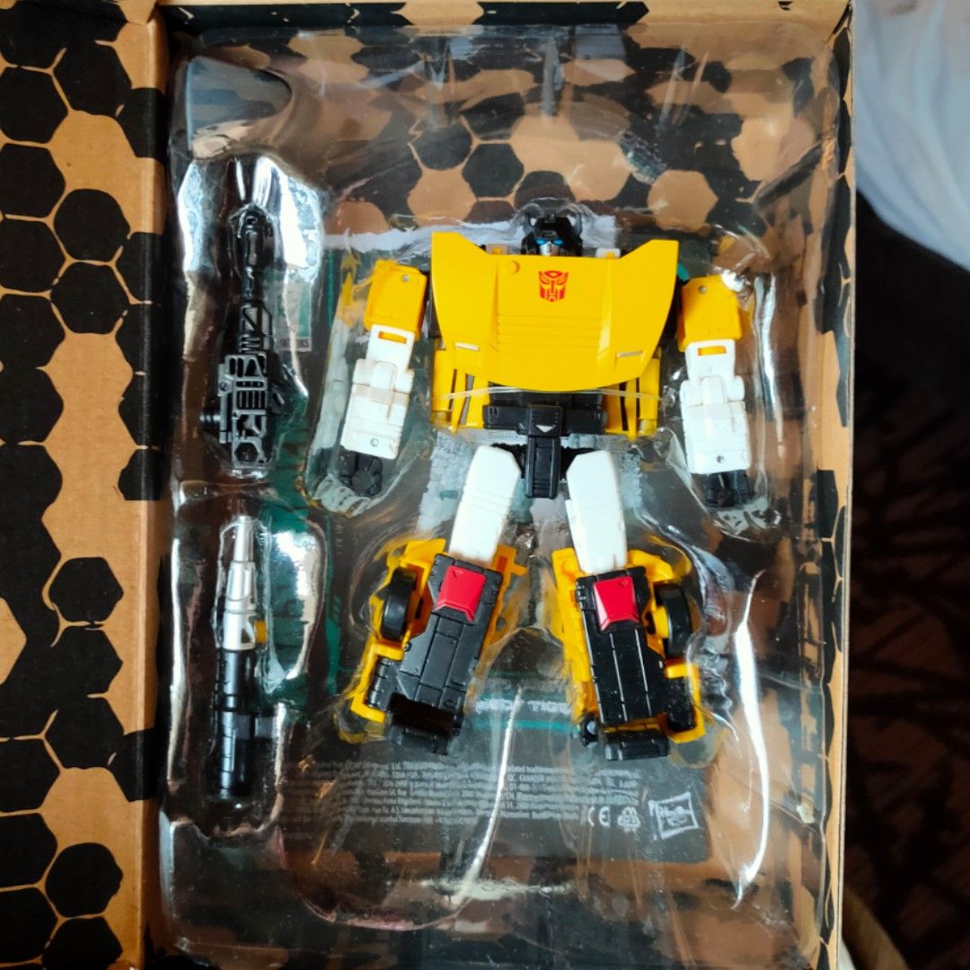 Transformers WFC Generations Select Deluxe Tigertrack NEW, Hobbies ...