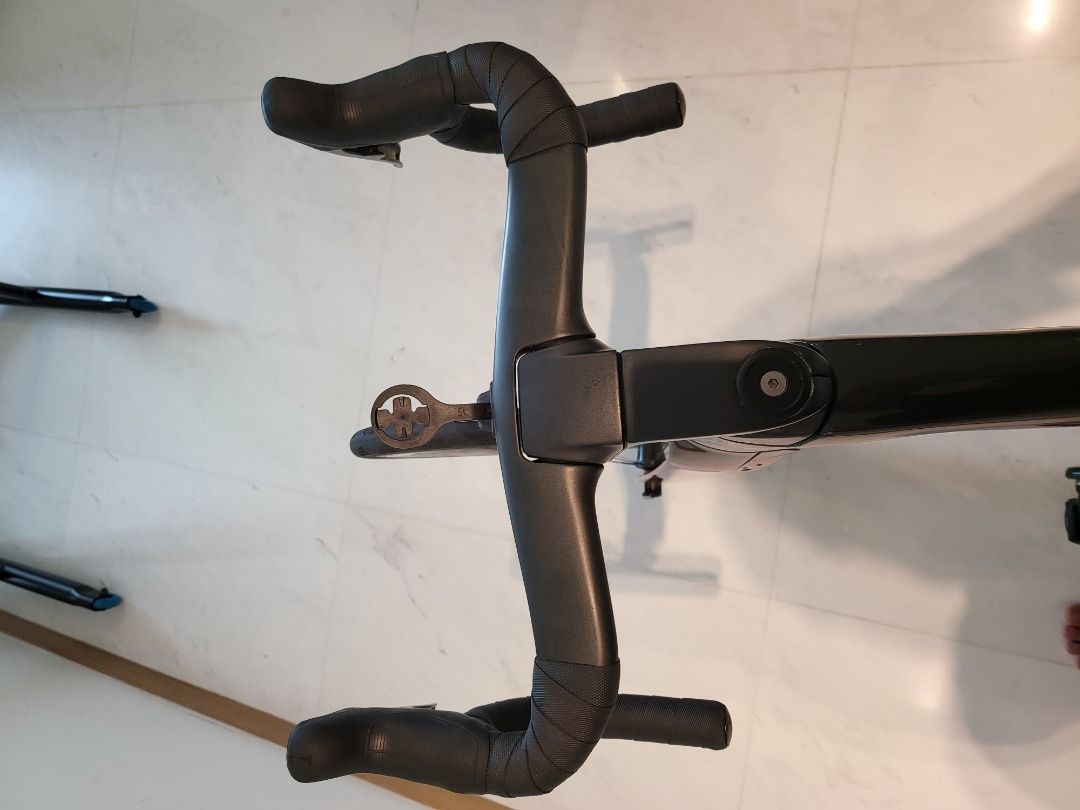 Trek Madone SLR 52 - SRAM RED eTap - Rim Brake, Sports Equipment ...