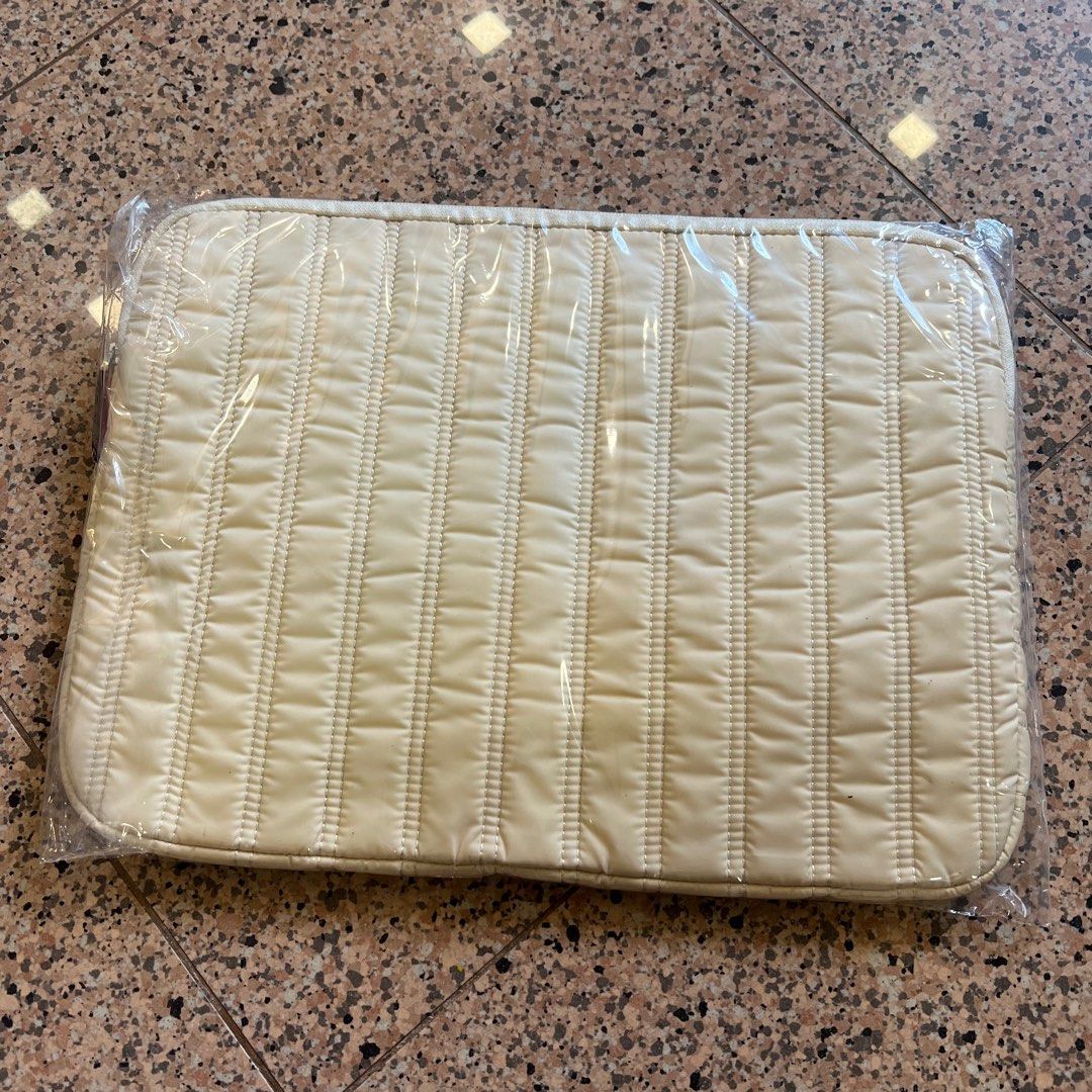 Tumi Laptop Sleeve, Computers & Tech, Parts & Accessories, Laptop Bags ...