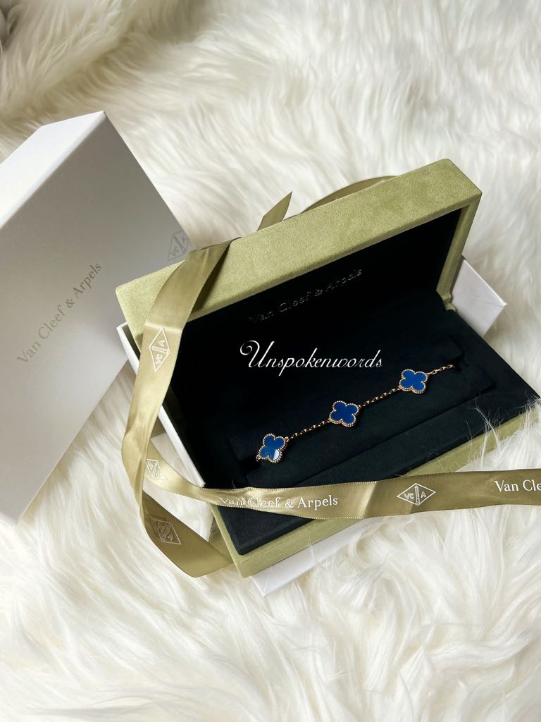 Van Cleef & Arpels VCA Agate Vintage 5 motifs bracelet, Luxury ...