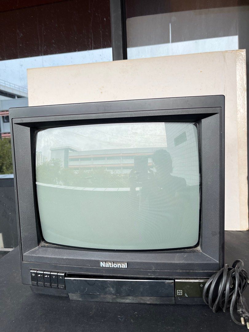 Vintage national colour tv model TC-1480 MM, TV & Home Appliances, TV ...