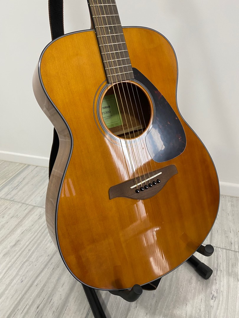 Yamaha guitar, Audio, Other Audio Equipment on Carousell