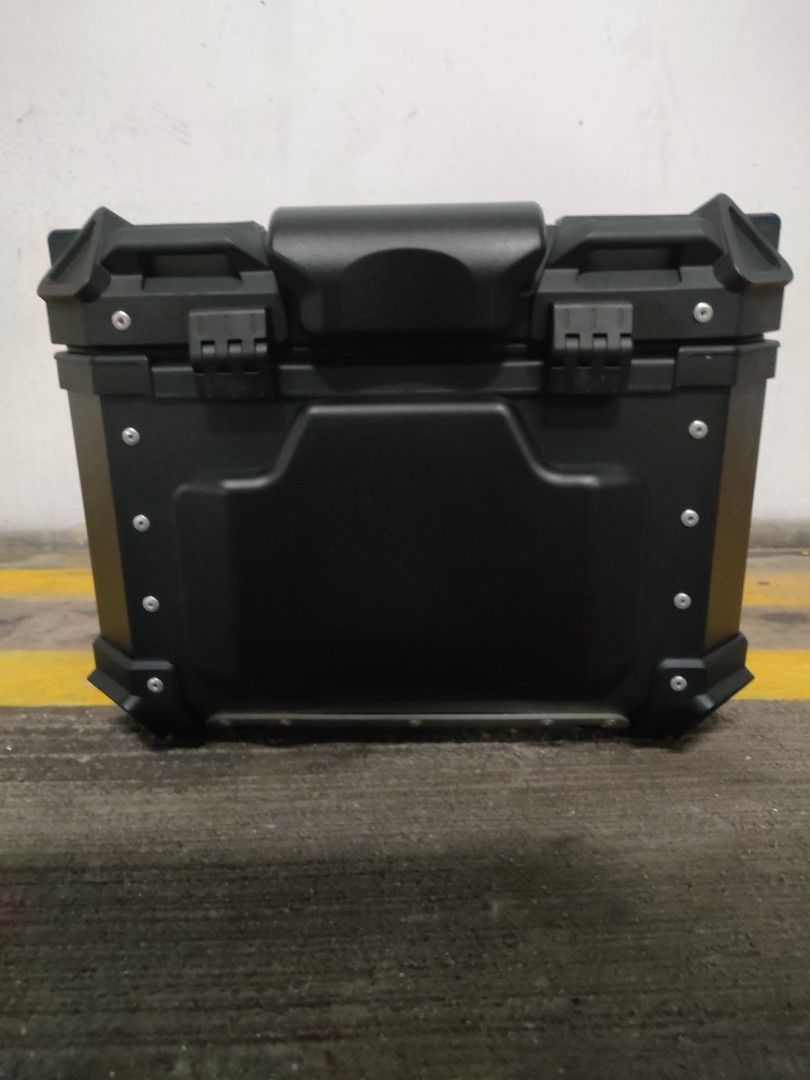 ZEDGE 45L aluminium top box with base plate (no screws), Motorcycles ...