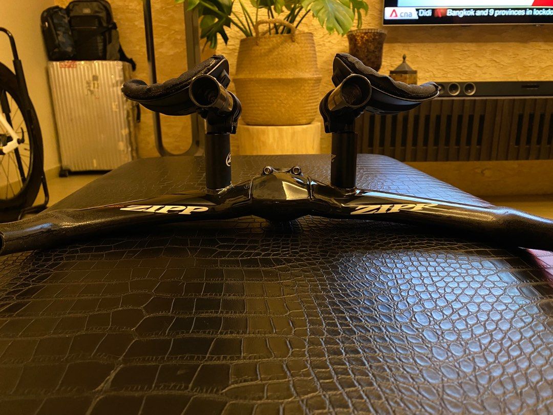 Zipp Vuka Aero Base Bar with All Spacers, Sports Equipment, Bicycles ...