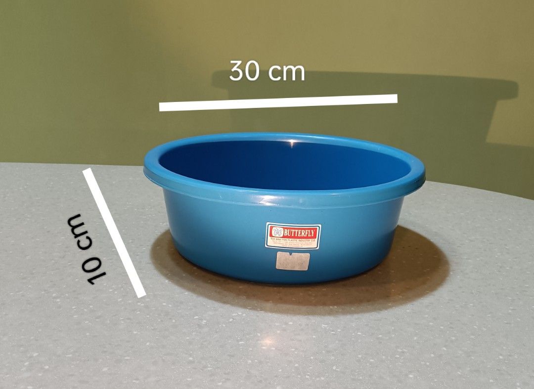 3 plastic basins of various sizes, Furniture & Home Living, Kitchenware & Tableware, Other ...