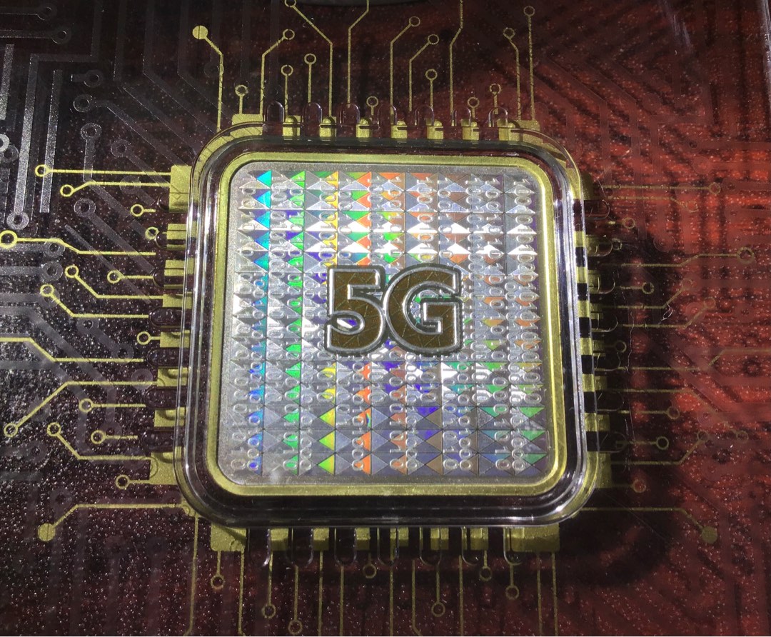 5G Commemorative Coin 50 Shilling, Hobbies & Toys, Collectibles ...