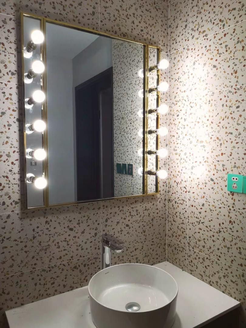 AMELIA Hollywood Spotlight Vanity Mirror, Furniture & Home Living, Home ...