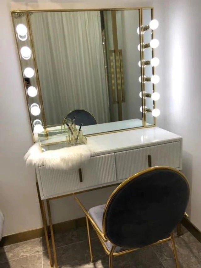 AMELIA Hollywood Spotlight Vanity Mirror, Furniture & Home Living, Home ...