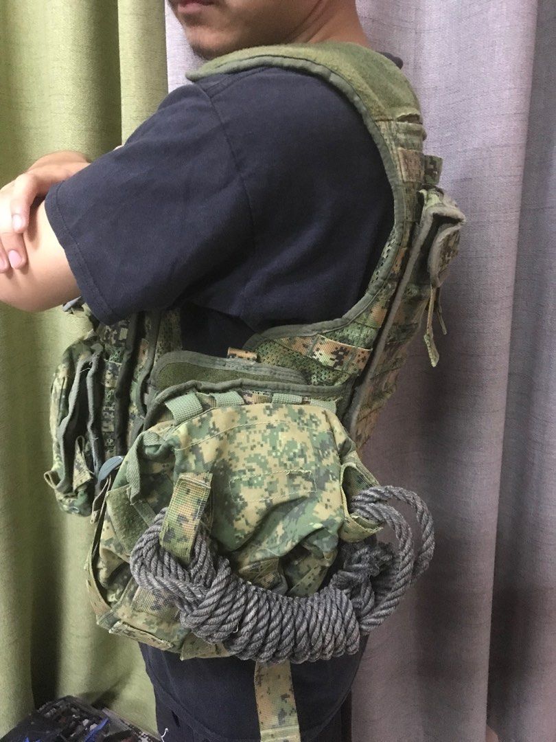 Nerf Army Vest [Original], Hobbies & Toys, Toys & Games on Carousell