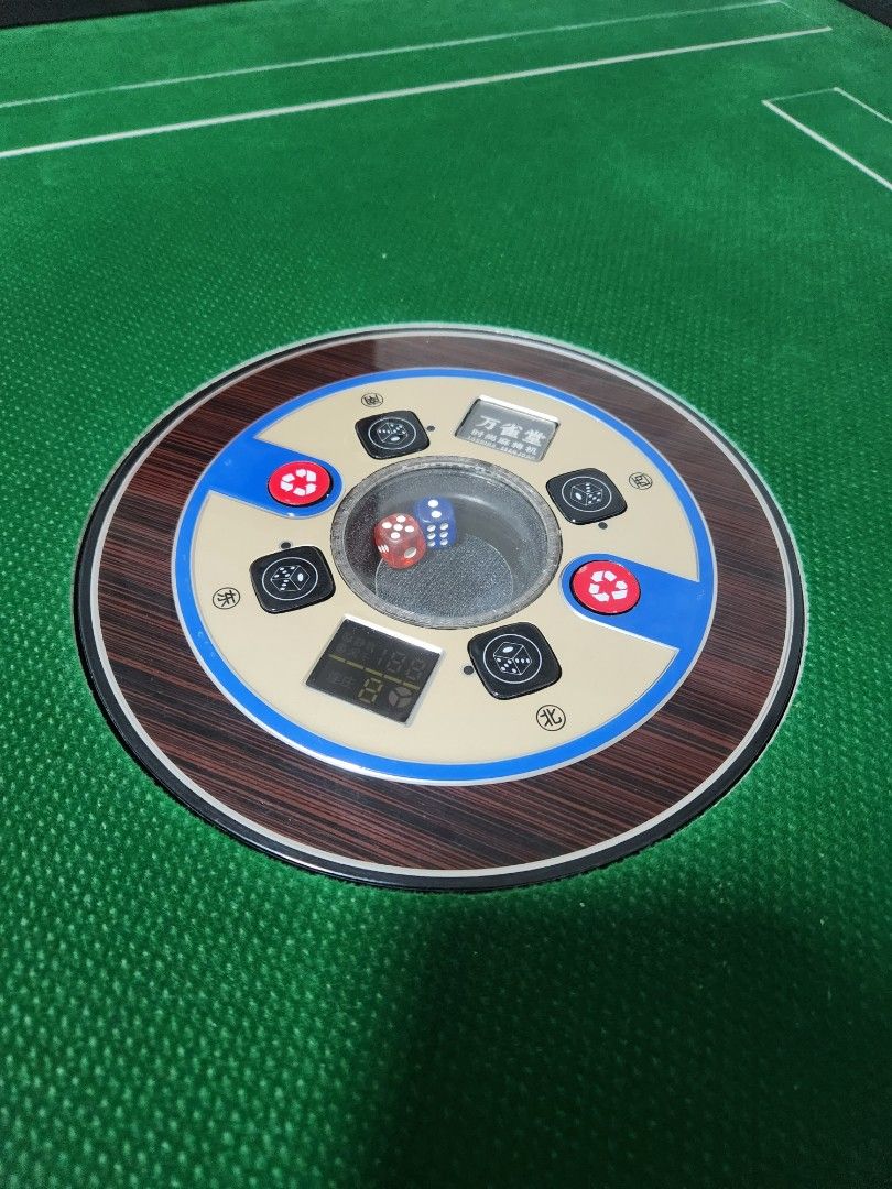 Auto mahjong table, Hobbies & Toys, Toys & Games on Carousell