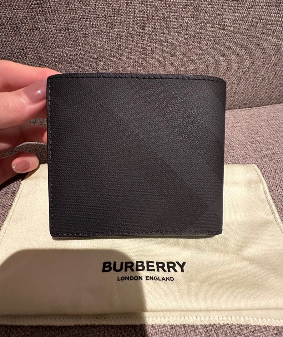 Burberry wallet men, Luxury, Bags & Wallets on Carousell