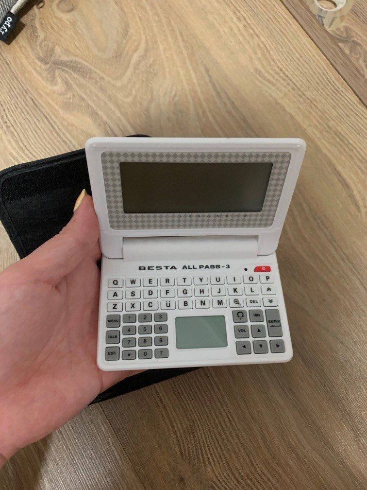 Chinese besta E-dictionary, Mobile Phones & Gadgets, E-Readers on Carousell