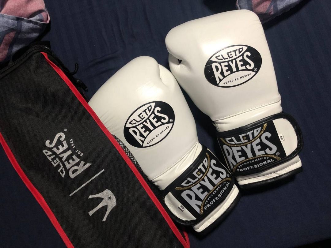 Cleto Reyes (12oz) hook and loop training gloves, Sports Equipment ...