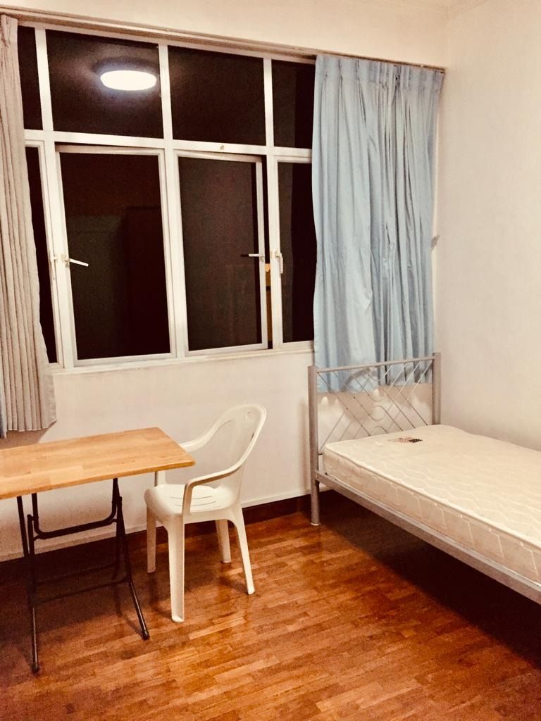 Common room for rent at 56 Westwood Ave near NTU, Available immediately ...