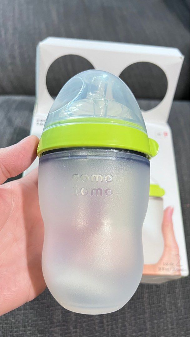 Comotomo Baby Bottles, Babies & Kids, Nursing & Feeding, Breastfeeding ...