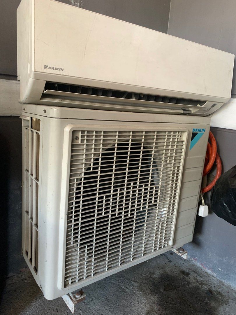Daikin Split Type Aircon , TV & Home Appliances, Air Conditioning and ...