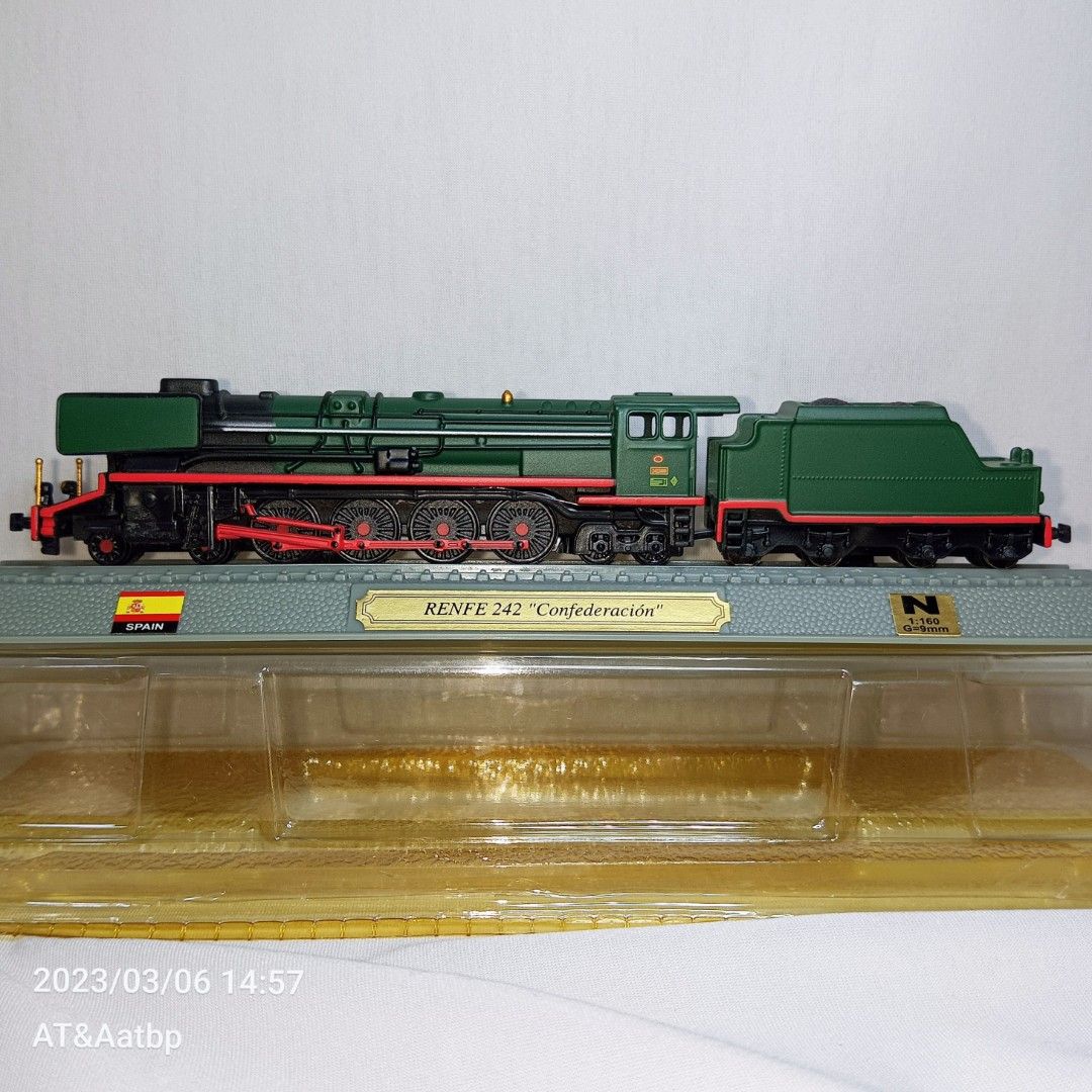 DelPrado Die-cast 1:160 scale / N-Guage RENFE 242 "Confederación" Steam ...