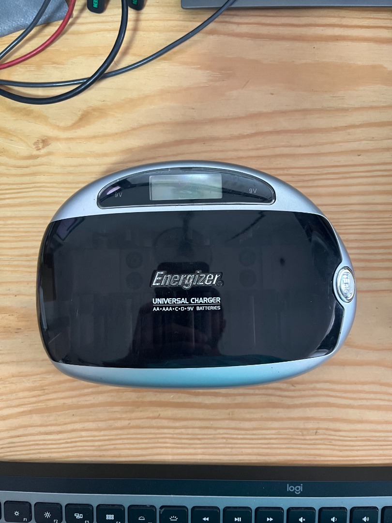 Energizer Universal Charger (12V 600mA), Photography, Photography ...