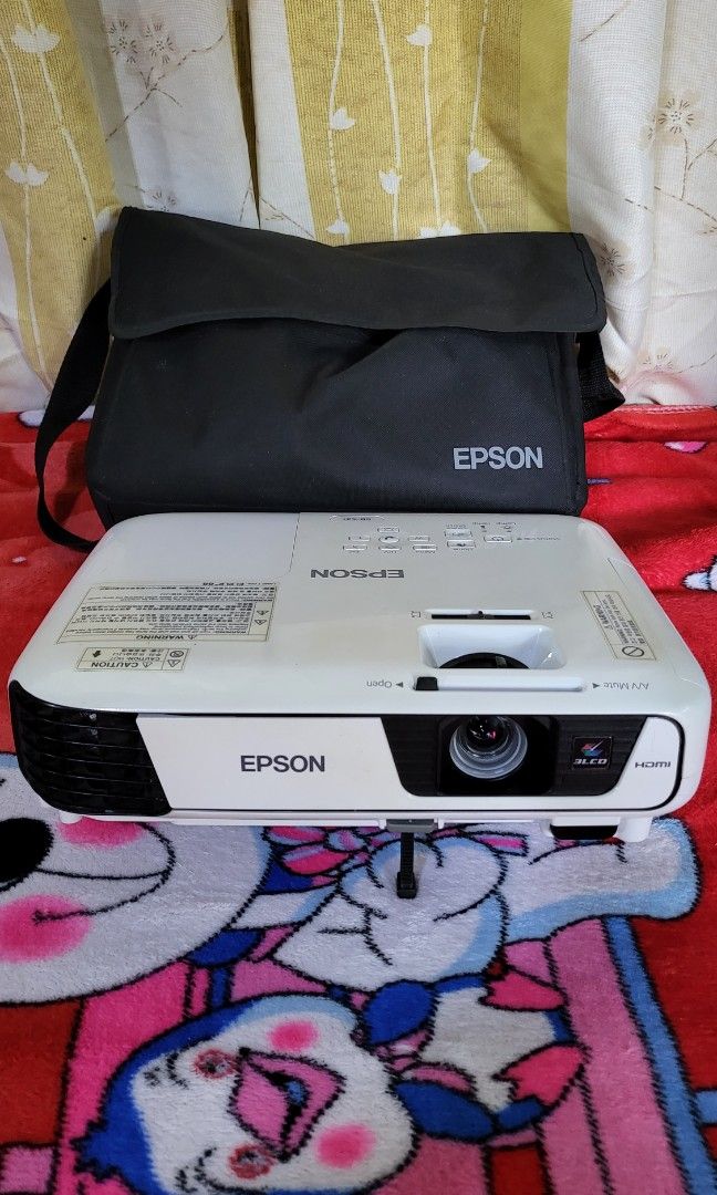 EPSON EB-S31 PROJECTOR 3,200LUMENS HEAVY DUTY, TV & Home Appliances, TV ...