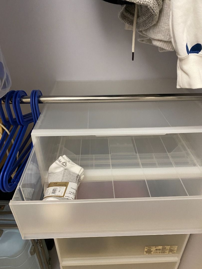 Four (4) MUJI Closet Drawers - PP Wide Drawer - Stackable, 傢俬＆家居, 其他 ...