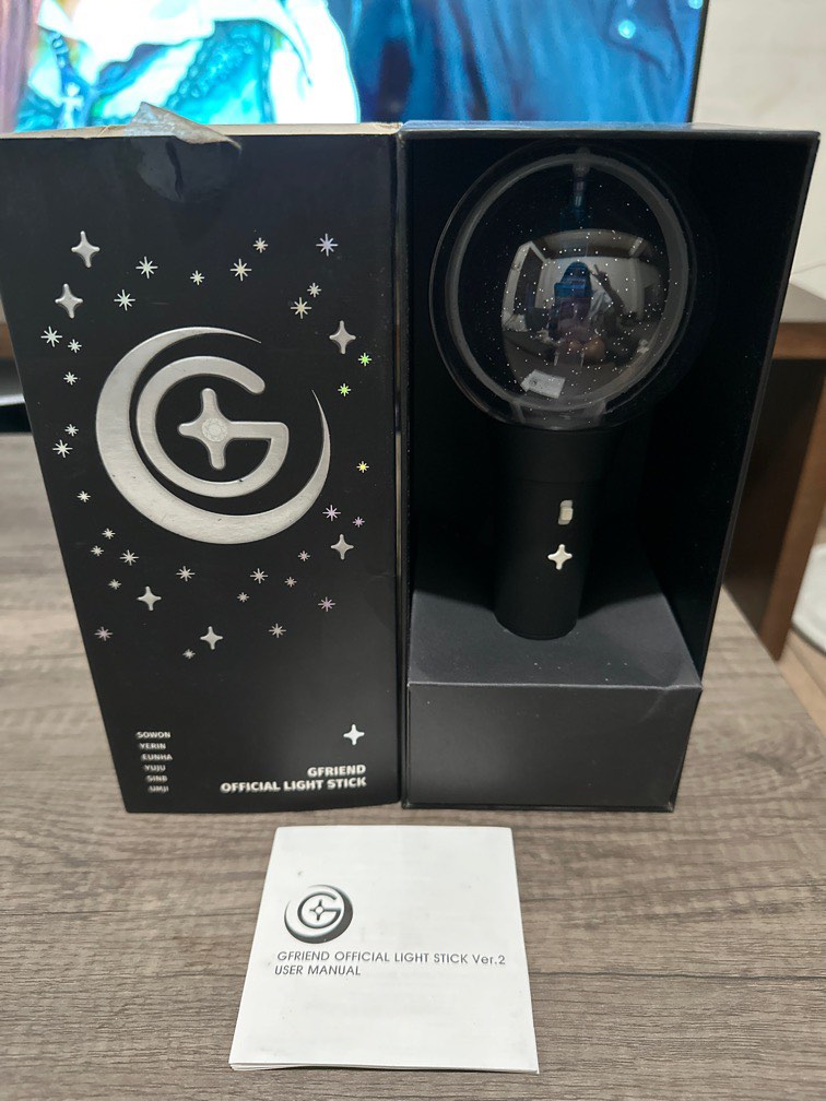 GFriend Official Light Stick version 2, Hobbies & Toys, Memorabilia ...