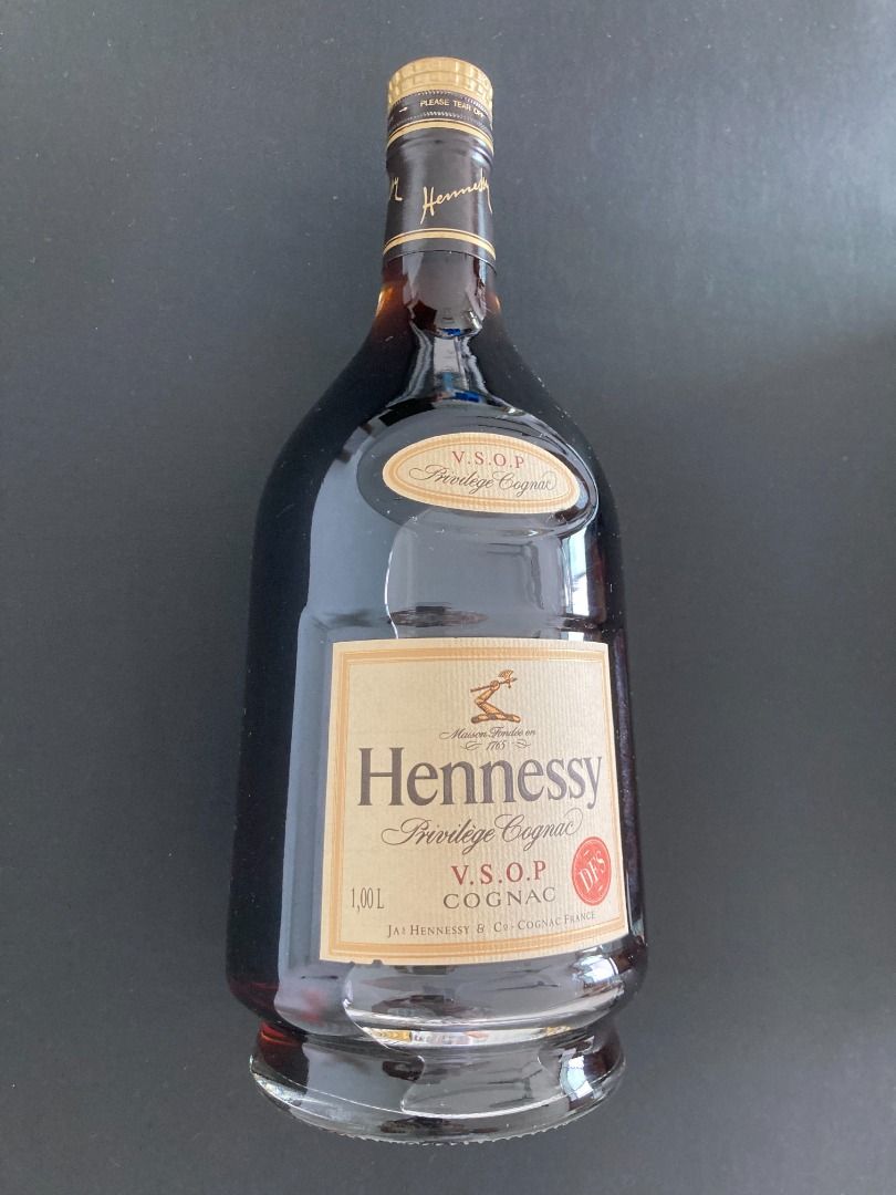 Hennessy VSOP 1.0L Privilege Cognac, Food & Drinks, Alcoholic Beverages on Carousell