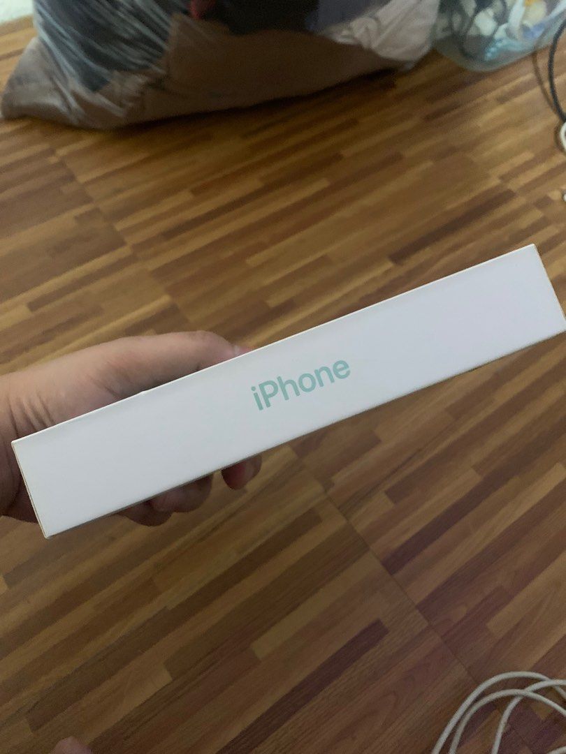 iphone 11 box, Mobile Phones & Gadgets, Mobile Phones, iPhone, iPhone ...