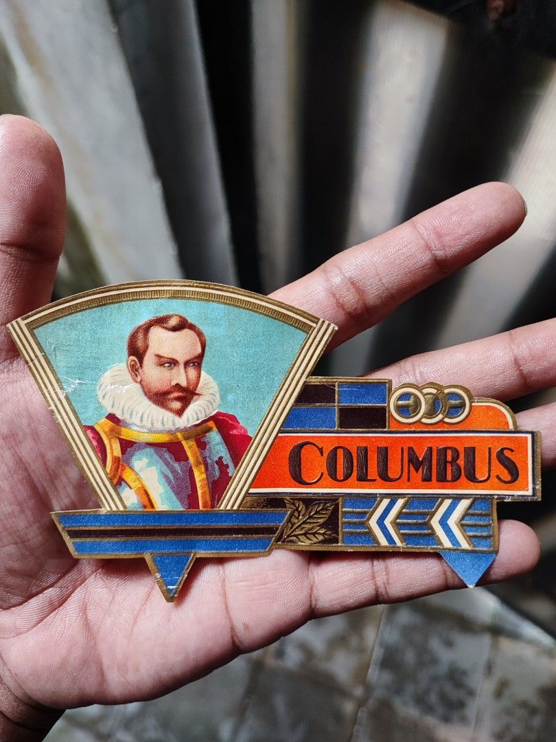 Kertas Etiket Timbul Kuno Merk Columbus, Antik, Pajangan di Carousell