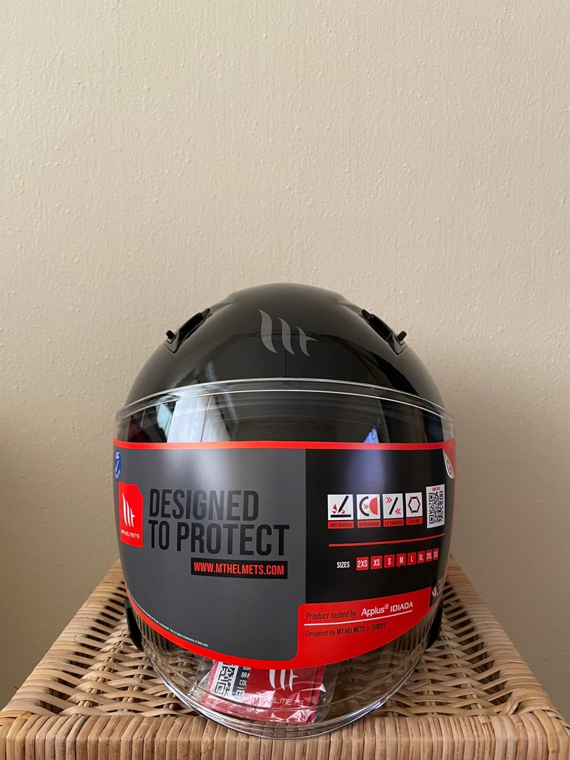MT Helmet, Motorcycles, Motorcycle Apparel on Carousell