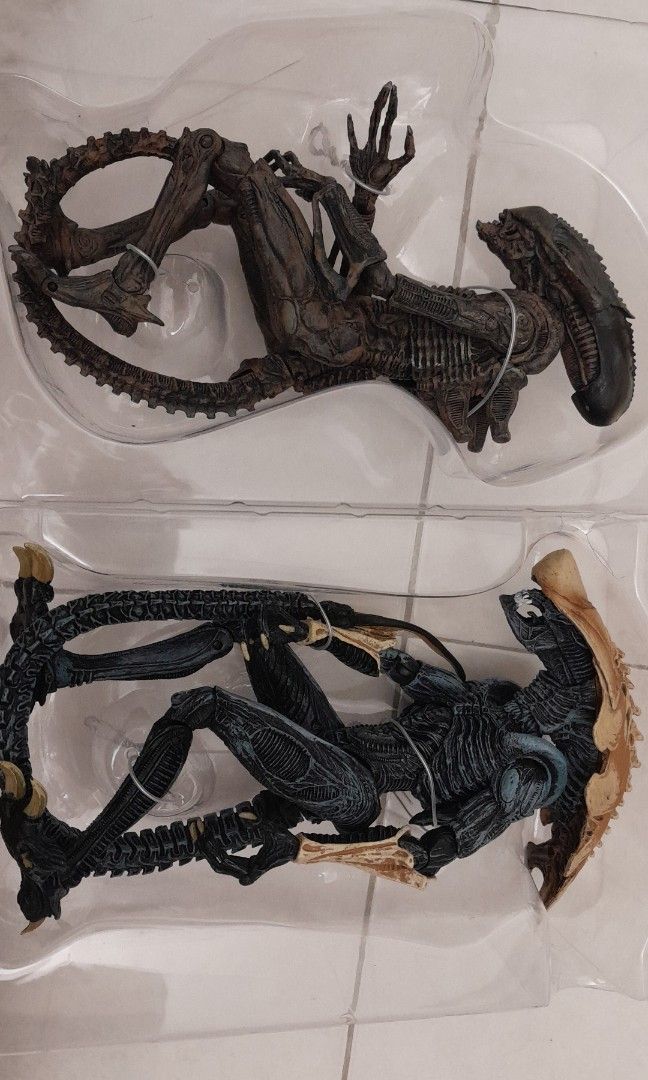 Neca Aliens Repaint Version original, Hobbies & Toys, Toys & Games on ...