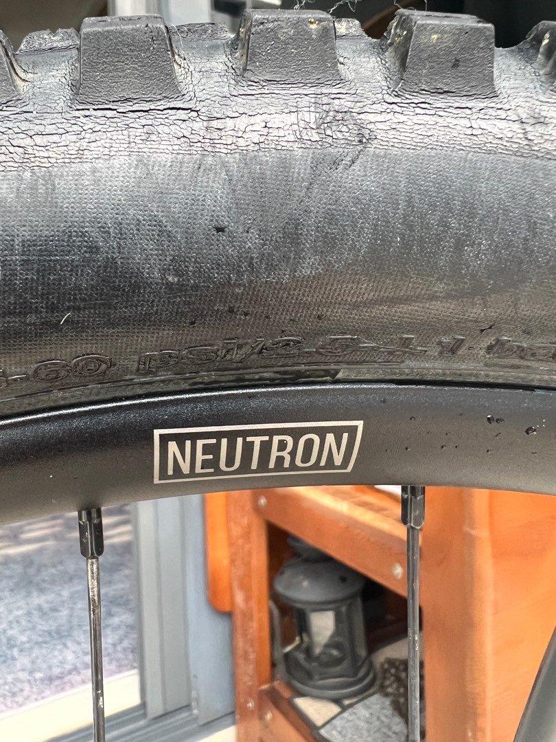 Nukeproof Neutron front wheel 27.5, Sports Equipment, Bicycles & Parts ...