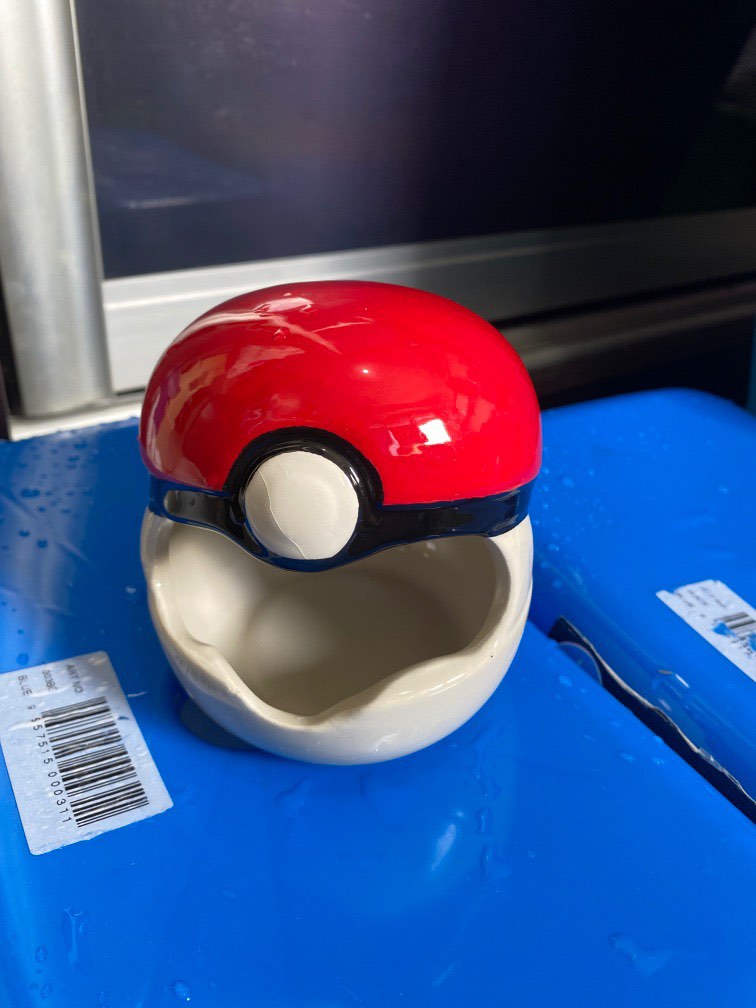 Pokeball Hamster Hideout, Pet Supplies, Homes & Other Pet Accessories ...