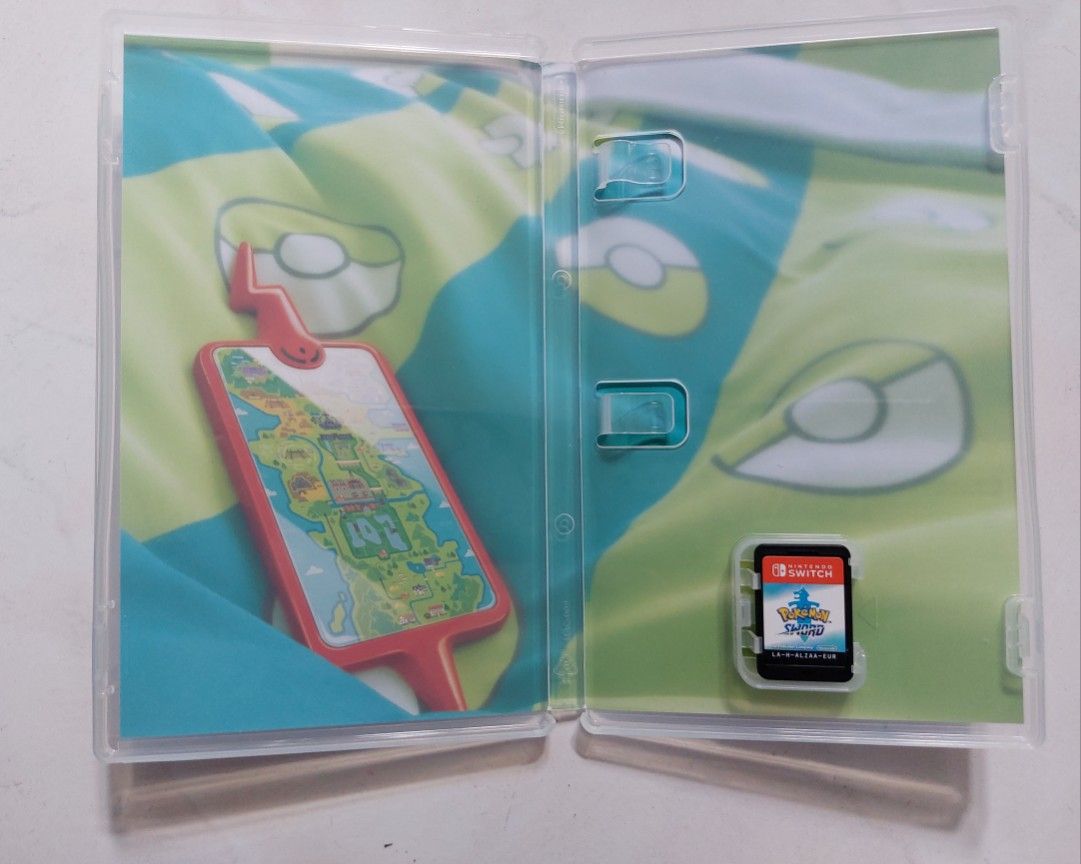 Pokemon Sword - Nintendo Switch Cartridge and Case, Video Gaming, Video ...