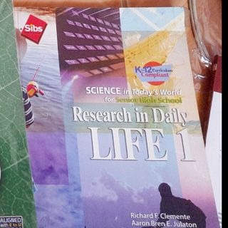 Research in Daily Life 1 - K 12 Senior High School Book, Hobbies & Toys ...