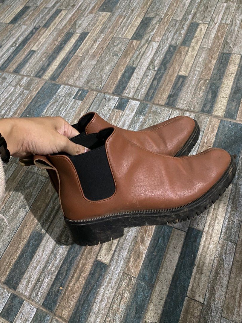 Sepatu Booth Adorable Project on Carousell