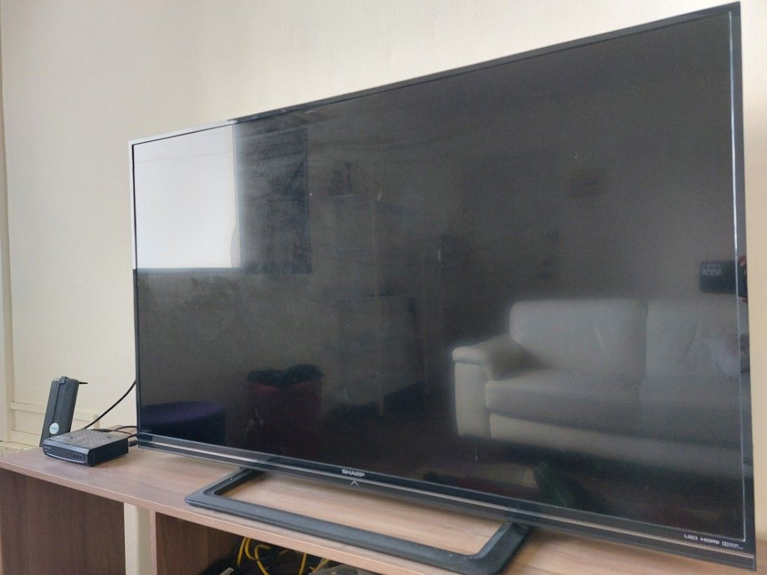Sharp Aquos 50" LED, TV & Home Appliances, TV & Entertainment, TV on ...